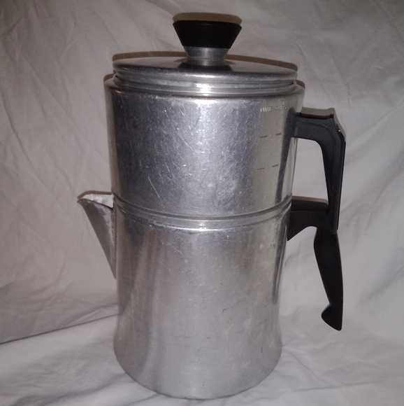 Mirro | Kitchen | Vintage Mirro 9 Cup Camp Fire Coffee Pot | Poshmark